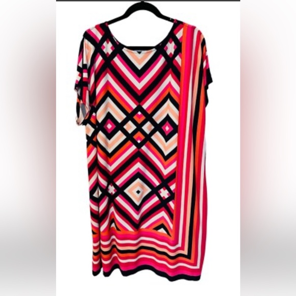 Studio One | Dresses | Studio One Graphic Tunic Dress | Poshmark